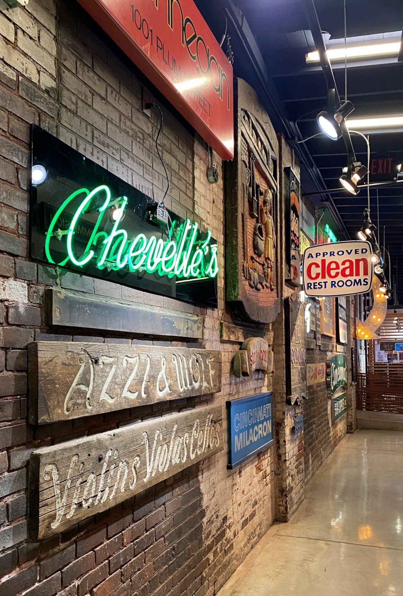 American Sign Museum is Expanding - Aeqai